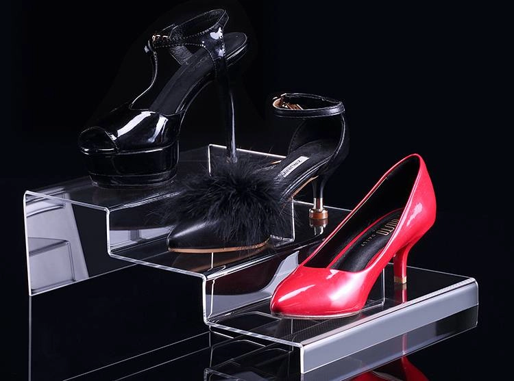 plexi Trapstandaard 3 treden, 300 mm breed | Displaywinkel.nl